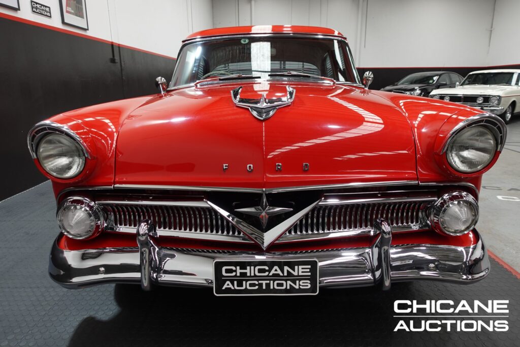 1958 FORD CUSTOMLINE - 1116 - CHICANE AUCTIONS