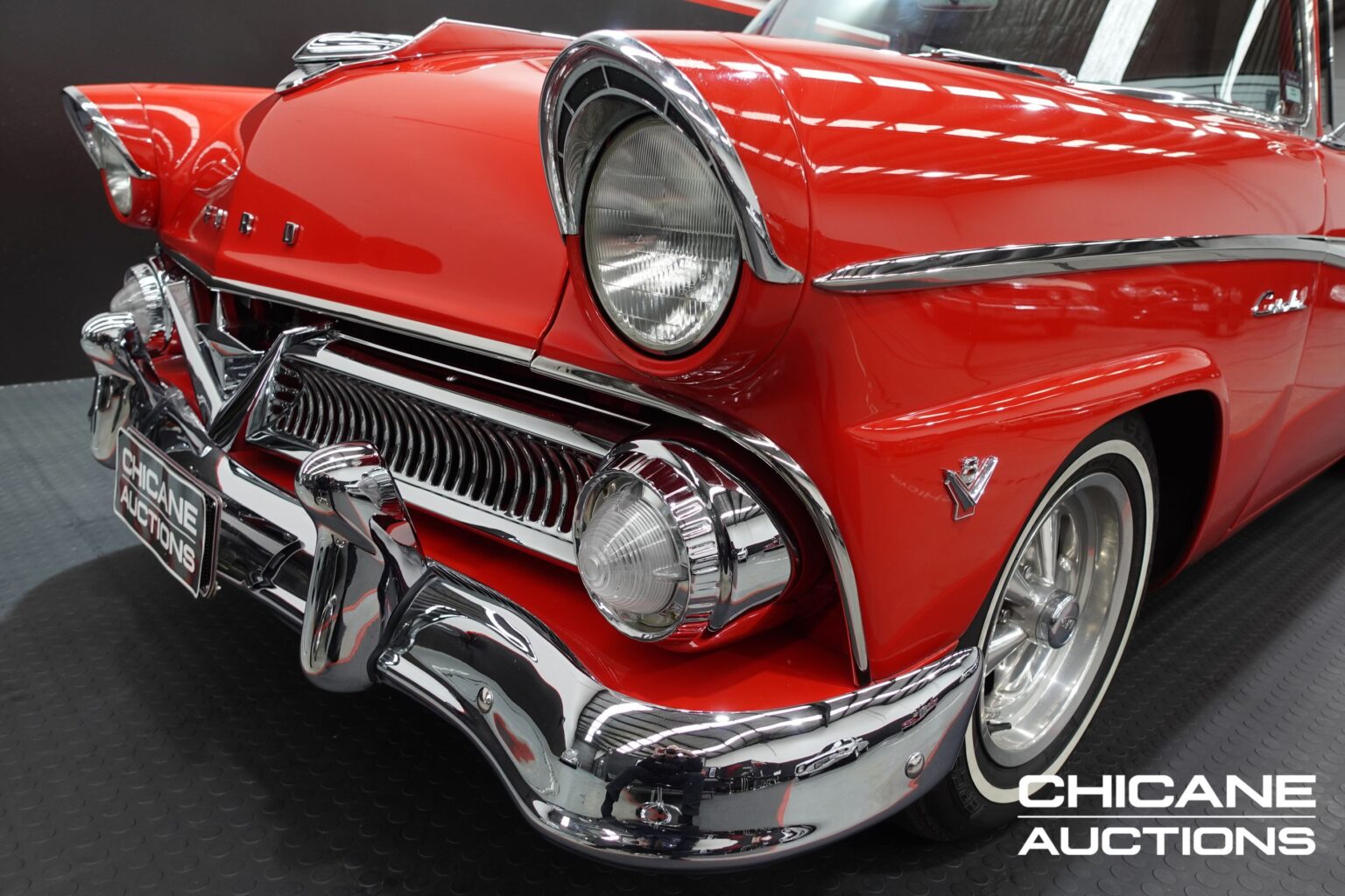 1958 FORD CUSTOMLINE - 1116 - CHICANE AUCTIONS
