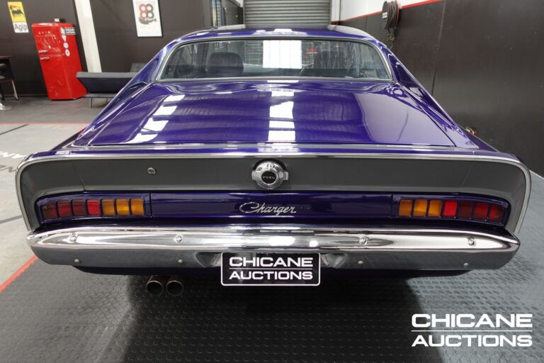 1976 VALIANT VK CHARGER - 1125 - CHICANE AUCTIONS