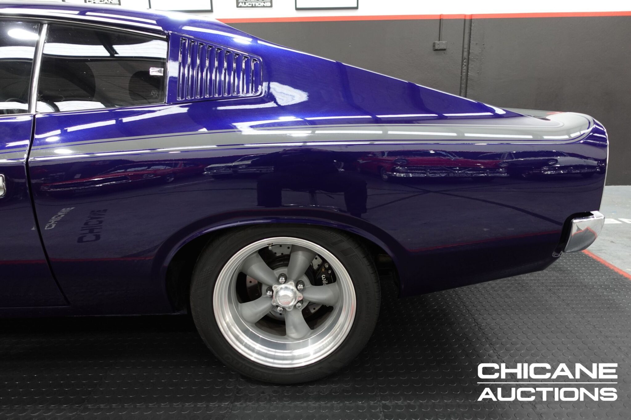 1976 VALIANT VK CHARGER - 1125 - CHICANE AUCTIONS