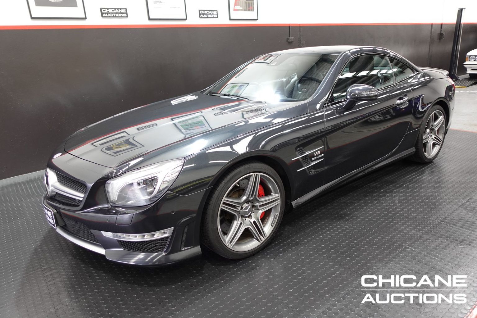 2012 MERCEDES BENZ SL63 AMG - 1136 - CHICANE AUCTIONS