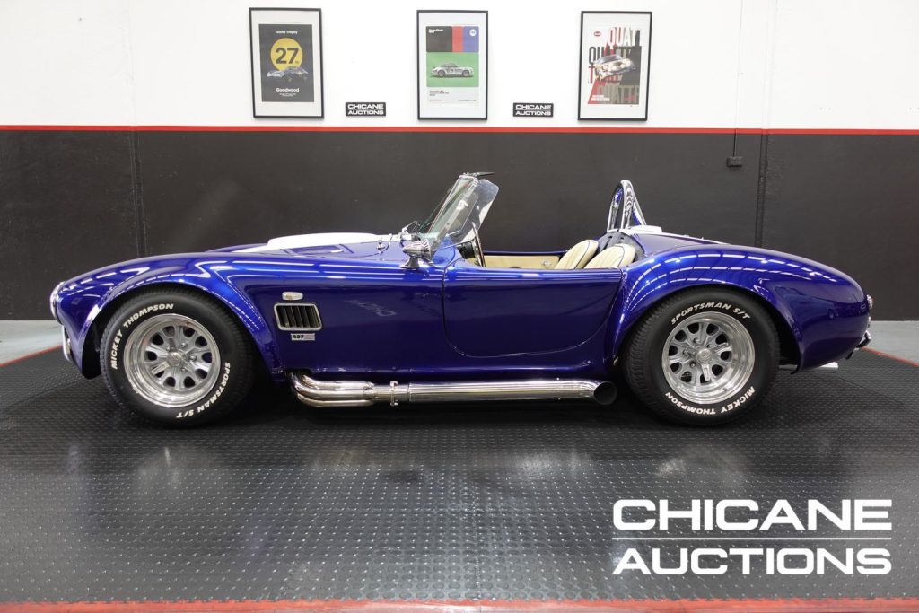 2000 AC COBRA REPLICA - 1143 - CHICANE AUCTIONS
