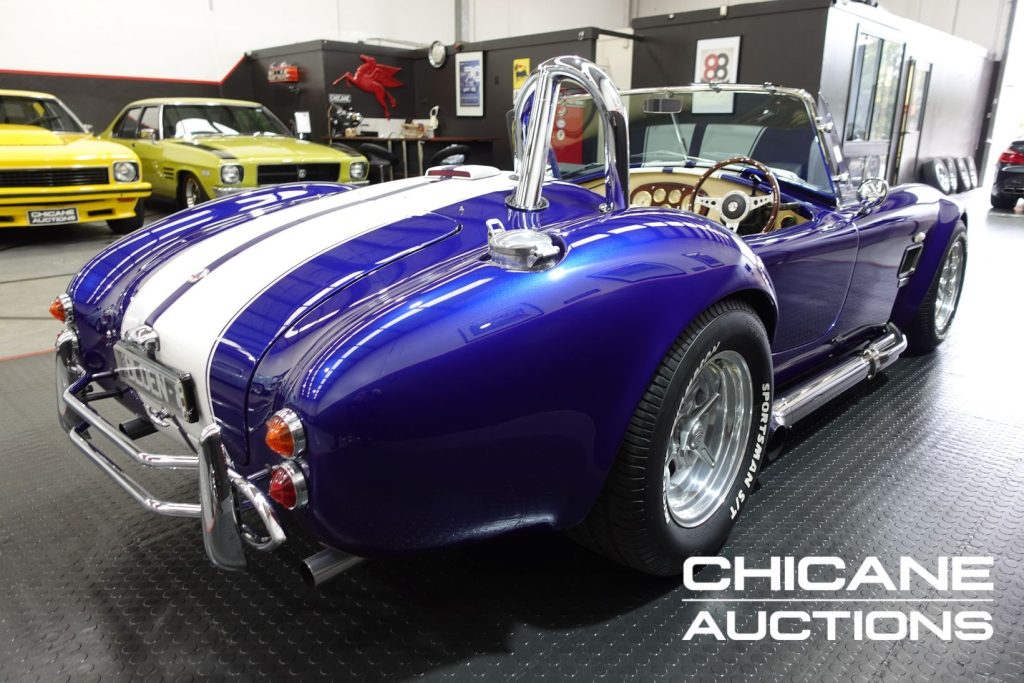 2000 AC COBRA REPLICA - 1143 - CHICANE AUCTIONS