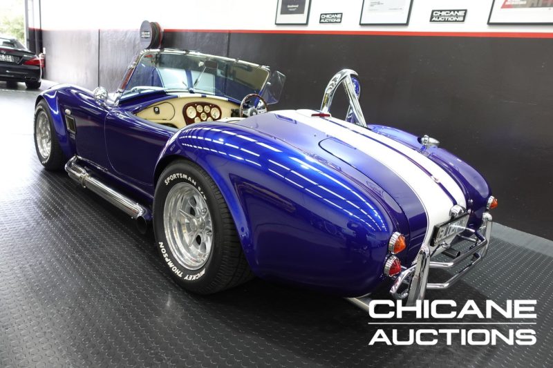 2000 AC COBRA REPLICA - 1143 - CHICANE AUCTIONS