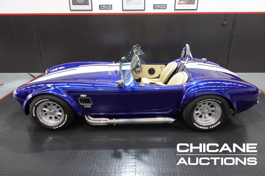 2000 AC COBRA REPLICA - 1143 - CHICANE AUCTIONS