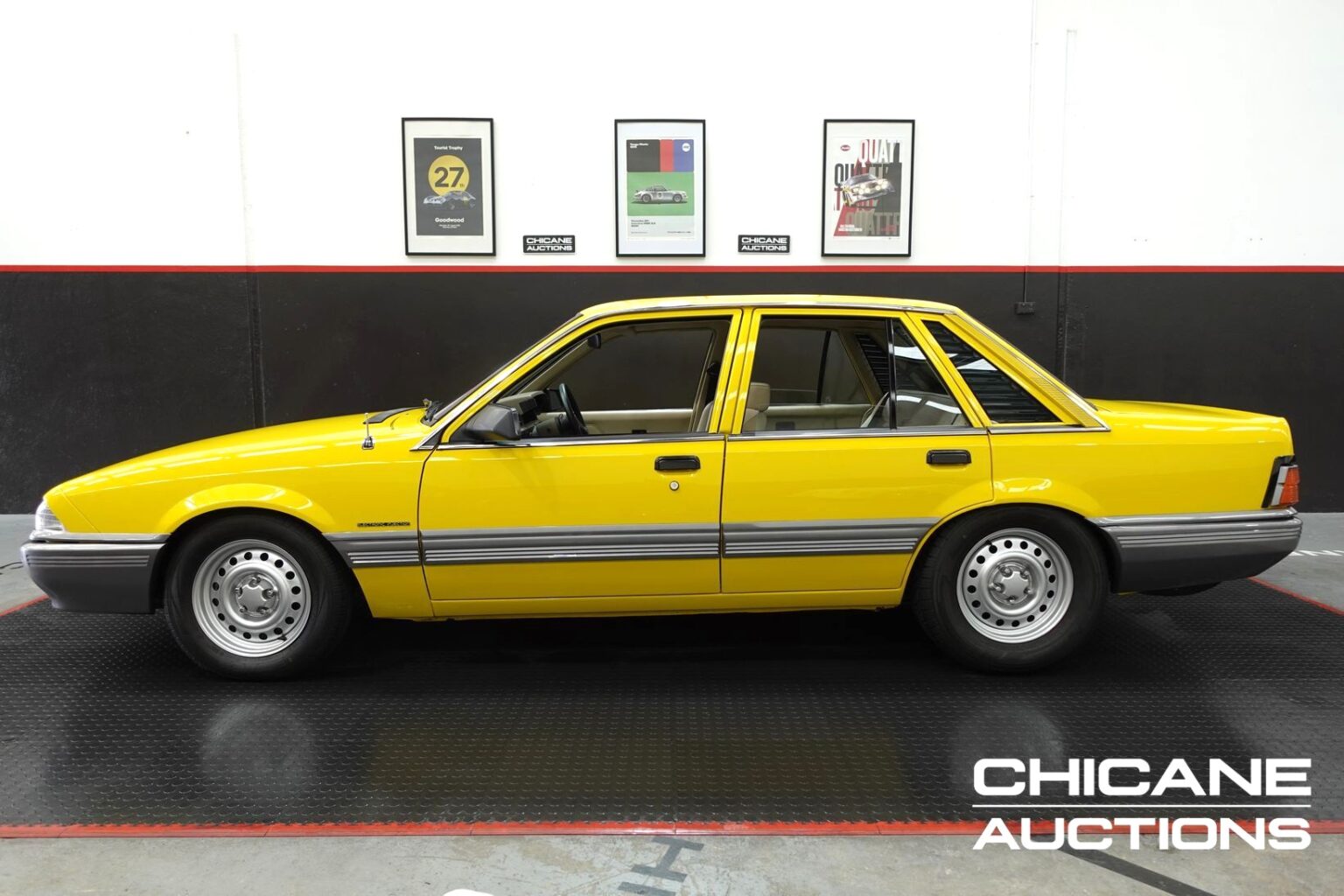1986 HOLDEN COMMODORE VL TURBO - 1158 - CHICANE AUCTIONS