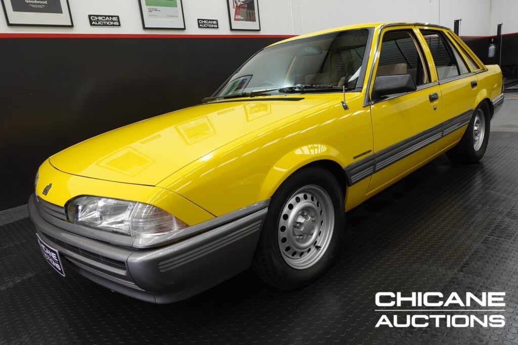 1986 HOLDEN COMMODORE VL TURBO - 1158 - CHICANE AUCTIONS