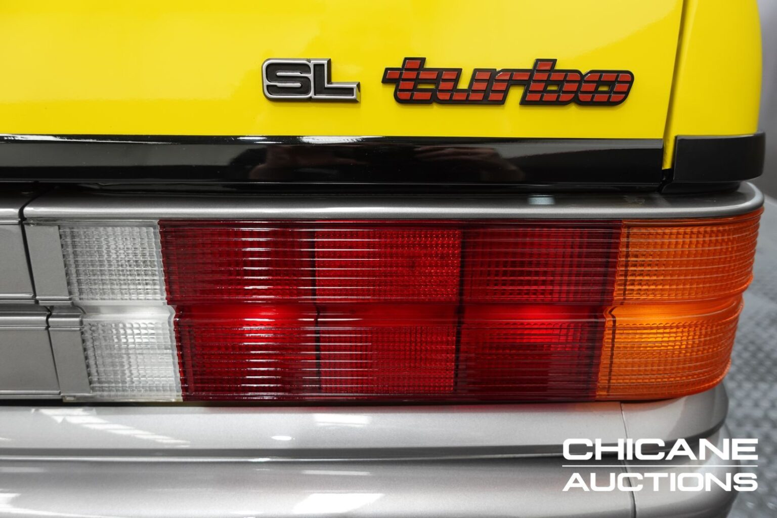 1986 HOLDEN COMMODORE VL TURBO - 1158 - CHICANE AUCTIONS