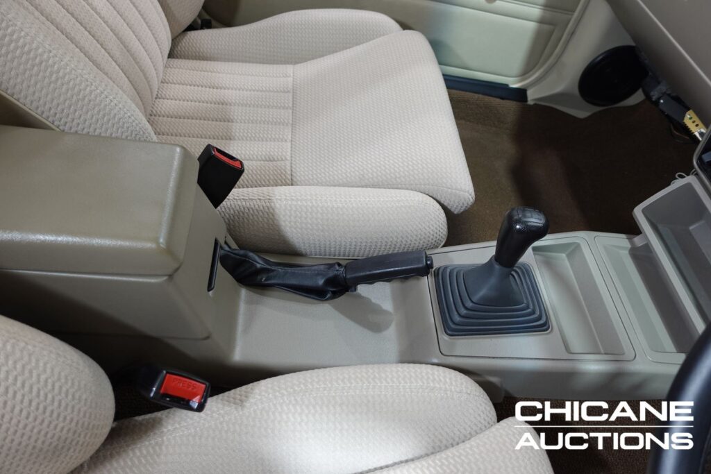 1986 HOLDEN COMMODORE VL TURBO - 1158 - CHICANE AUCTIONS